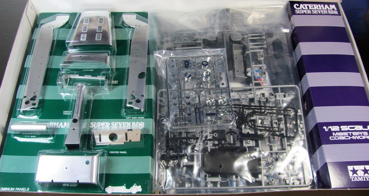 Caterham Super Seven BDR 2017 1/12 - Tamiya | Car-model-kit.cz