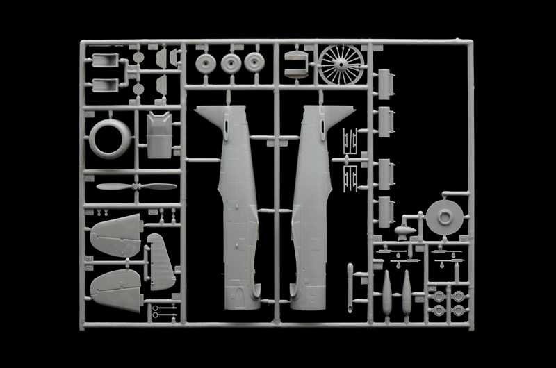 HARVARD Mk.IIA (1:48) - Italeri | Car-model-kit.cz