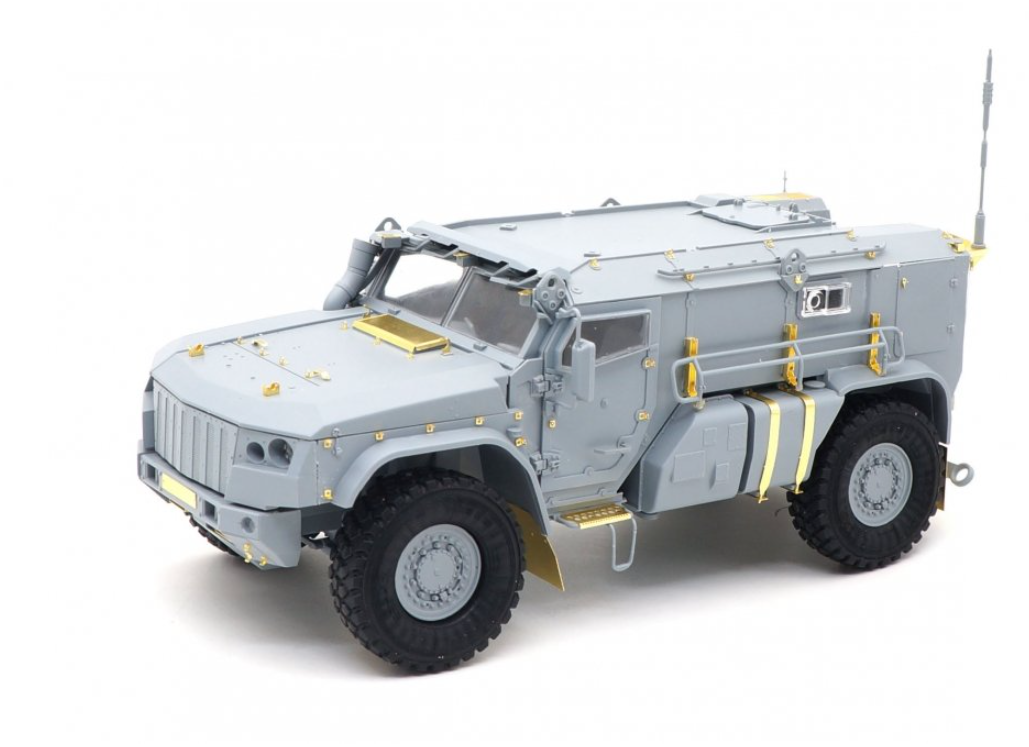KAMAZ K-4386 Typhoon-VDV Mine-Protected Armoured Vehicle Early Typ 1/35 ...